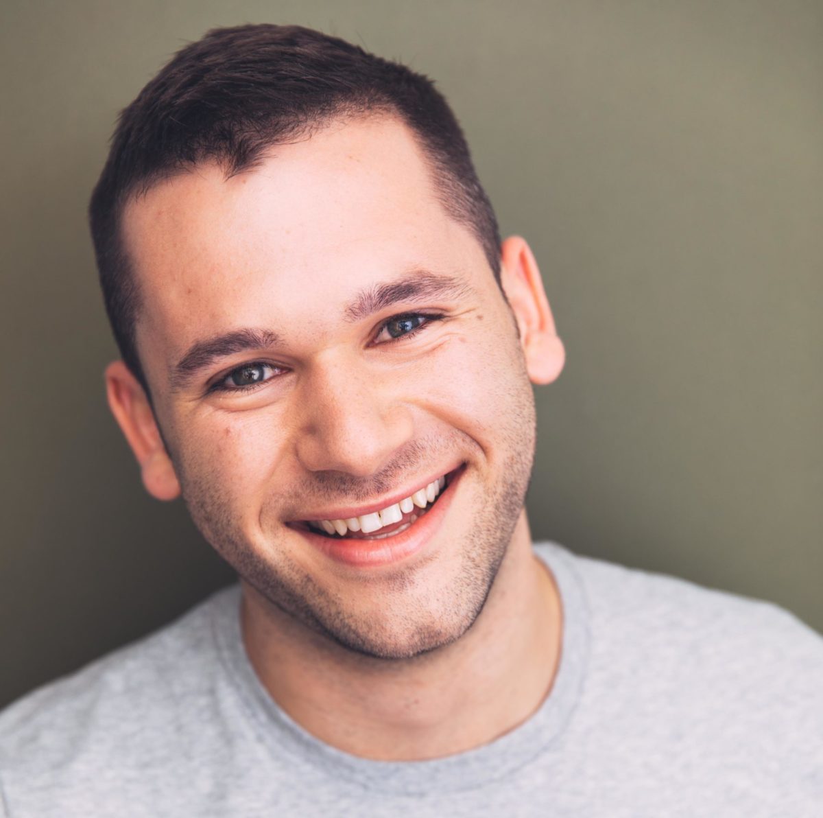 Jake Cornell, Thank You For Coming Out (While Staying In) – Schneps Podcasts