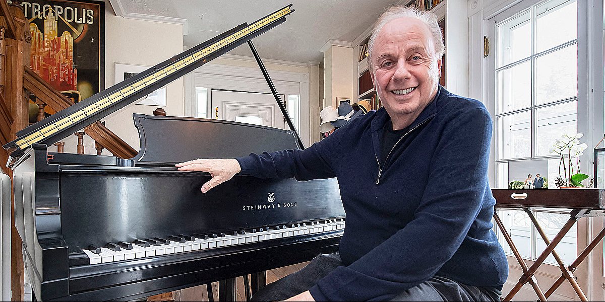 Dan Rattiner speaks to Roger Rosenblatt, an acclaimed author ...